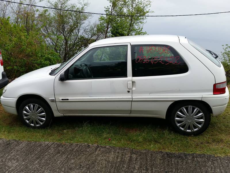 Citroen saxo 1. 1 furio 3p pack clim - Voitures Martinique • Cyphoma