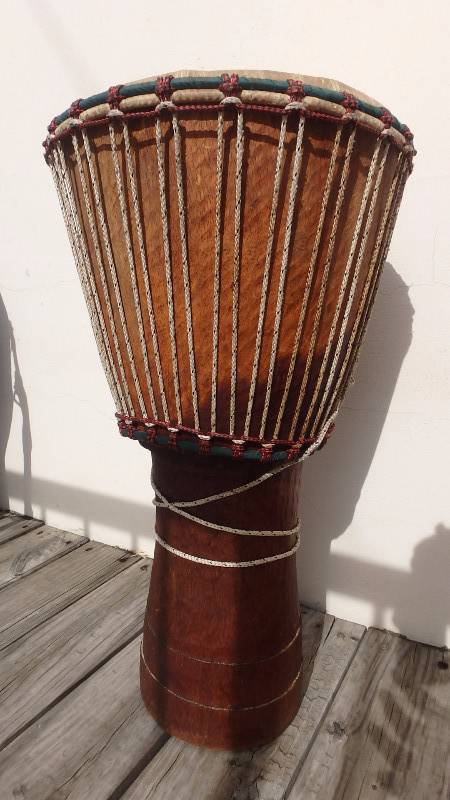Percu traditionnelle africaine - Instruments de musique Saint-Martin ...