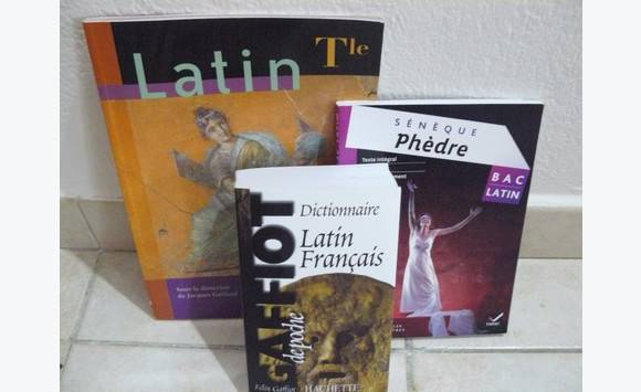 Latin school books - Books and School equipment Saint Martin • Cyphoma