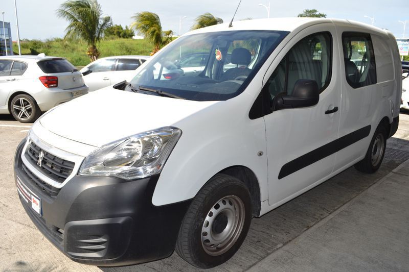 Peugeot partner 121 l2 1. 6 hdi 90 confort - Véhicules utilitaires ...