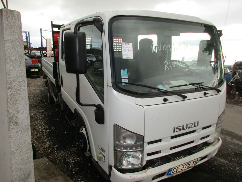 Camionnette isuzu avec benne - Véhicules utilitaires Guyane • Cyphoma