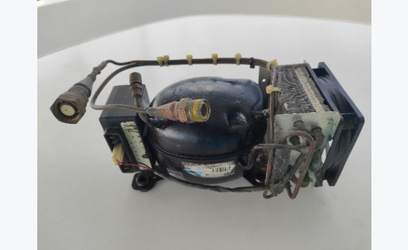 Compresseur de frigo danfoss bd50 chargé en gaz - Accessoires ...