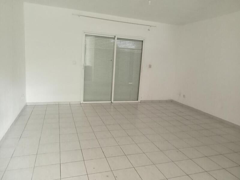 Appartement t3 avec jardin dans... - Locations Appartement Guyane • Cyphoma